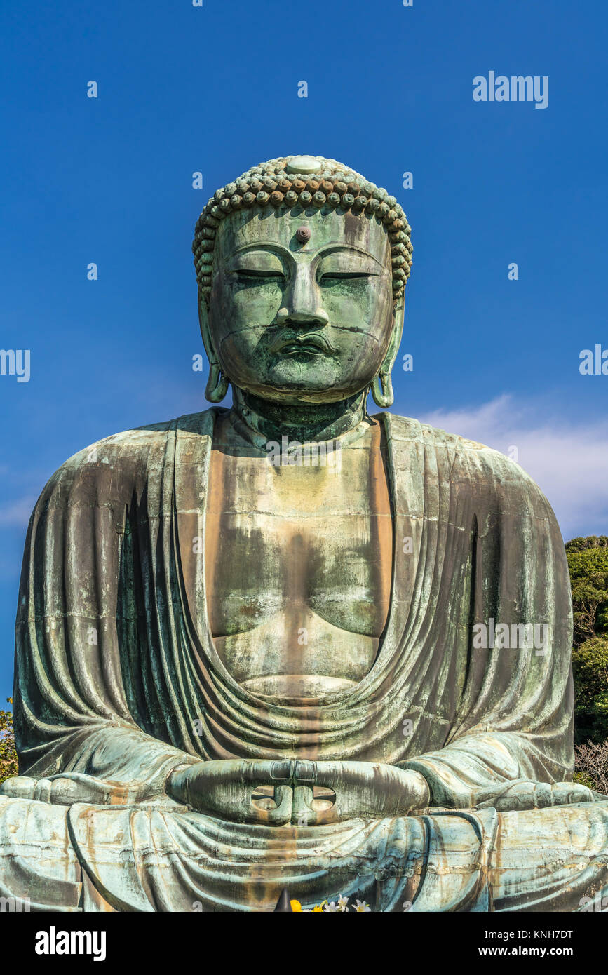 Kotoku-nel tempio buddista, outdoor monumentale statua in bronzo di di ...