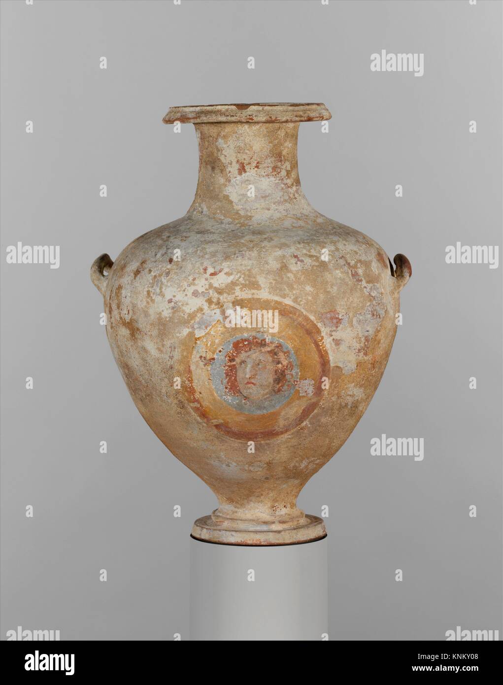 Terracotta hydria immagini e fotografie stock ad alta risoluzione - Alamy
