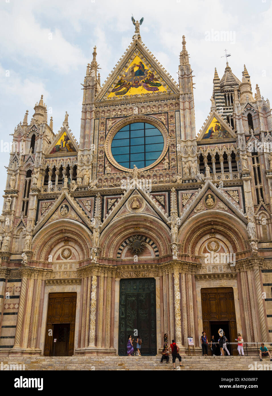 Ingresso medievale a siena immagini e fotografie stock ad alta ...