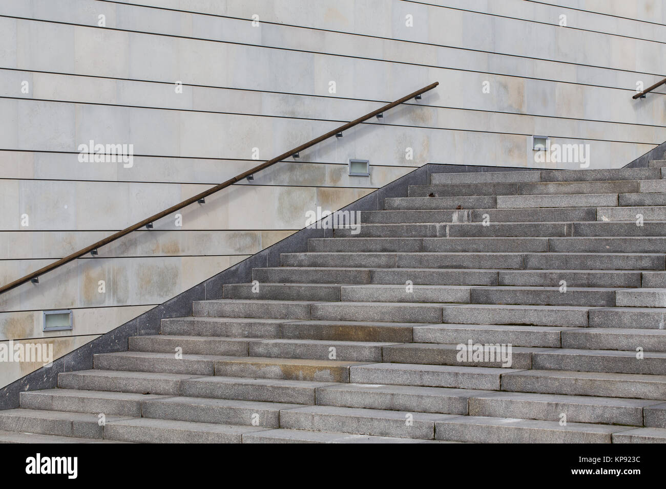Scalinata di cemento immagini e fotografie stock ad alta risoluzione ...