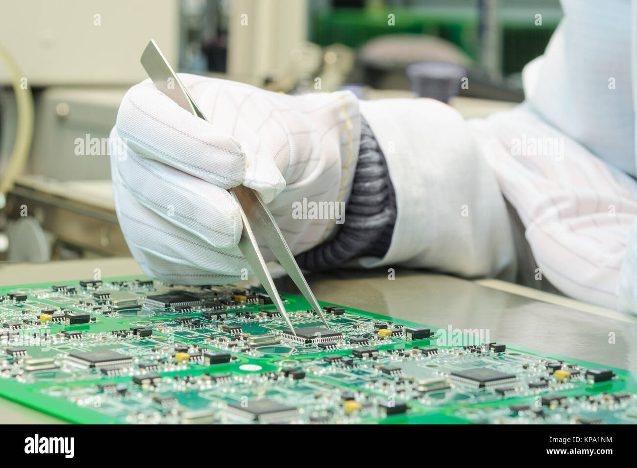 Smt montaggio immagini e fotografie stock ad alta risoluzione - Alamy