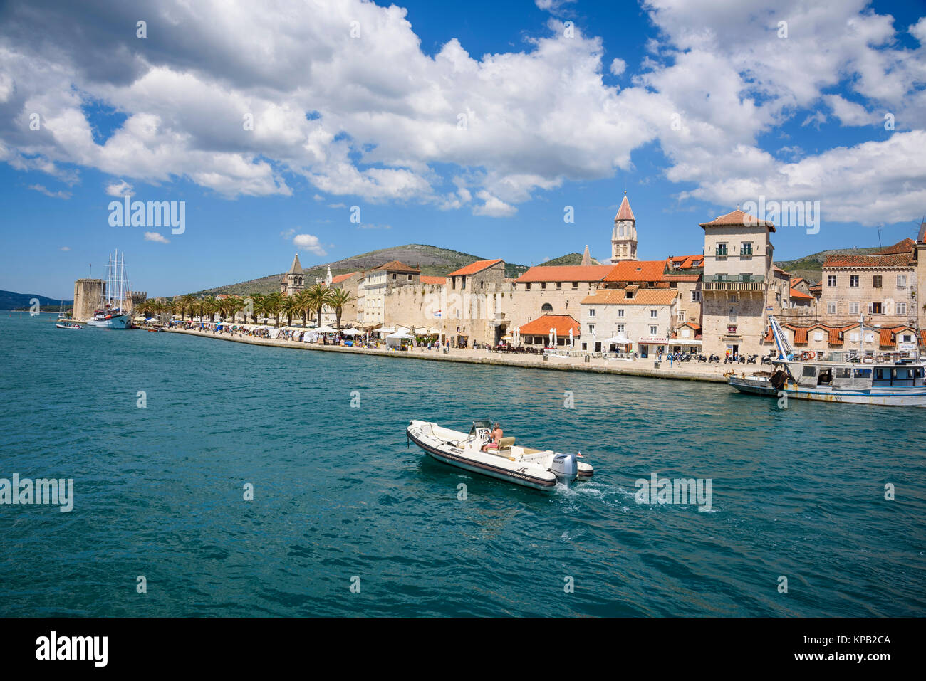 Centro storico di Traù, Croazia Foto stock - Alamy