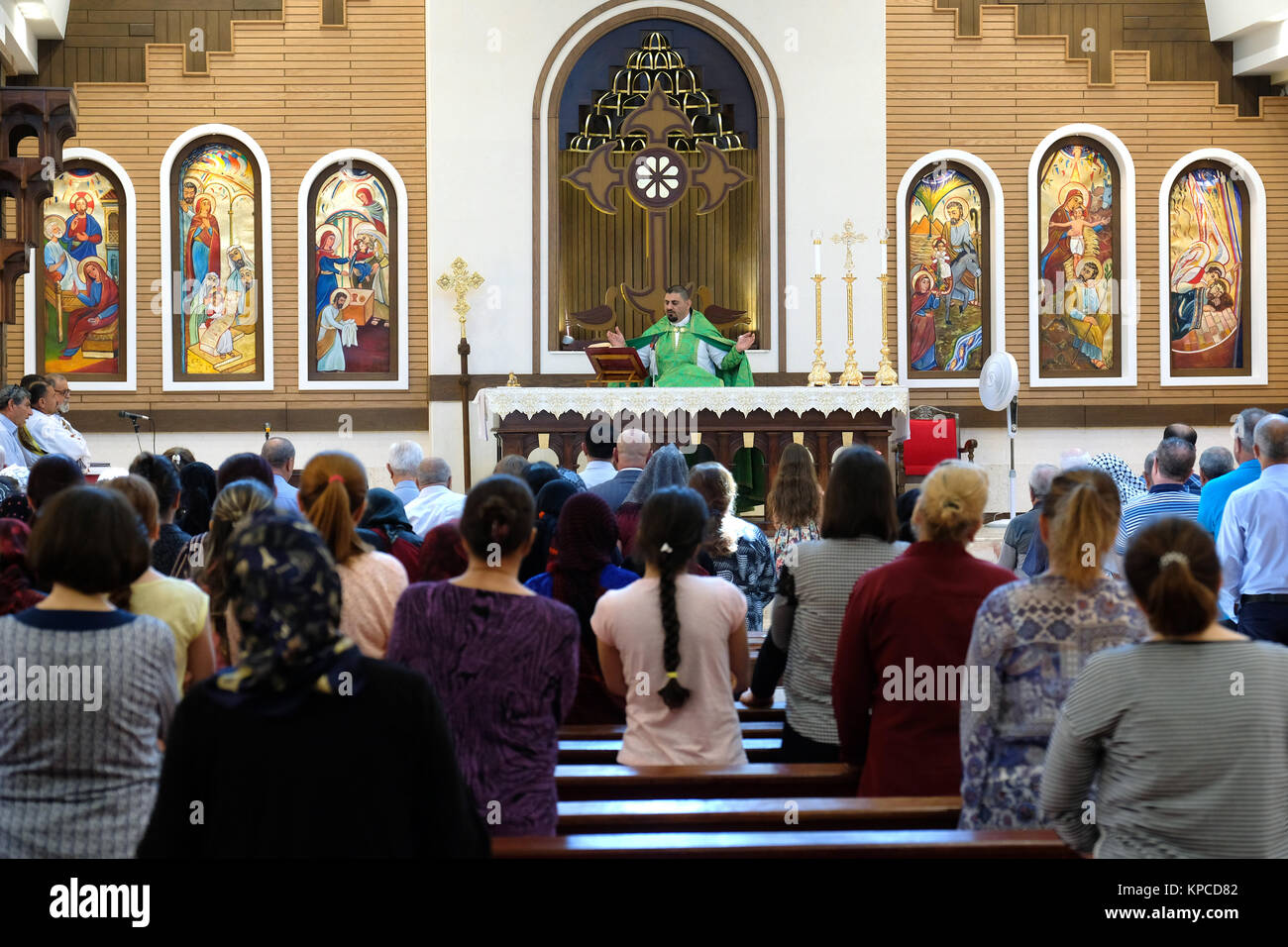 Cattedrale caldea di San Giuseppe nel sobborgo cristiano di Ankawa il ...