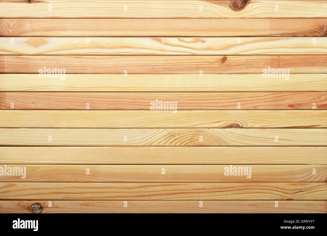 Orizzontale in legno di pino plance texture Foto stock - Alamy