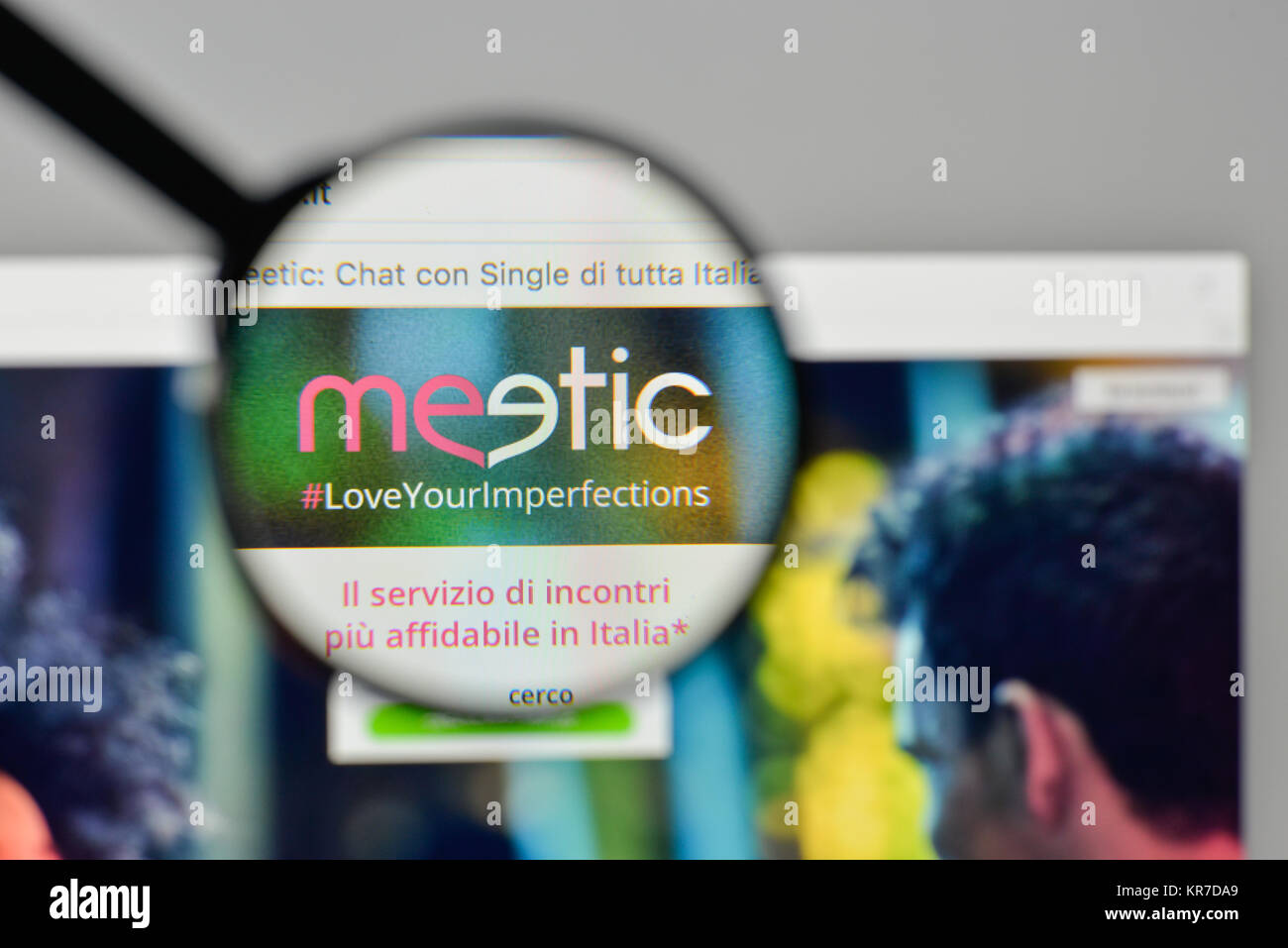Logo meetic immagini e fotografie stock ad alta risoluzione - Alamy