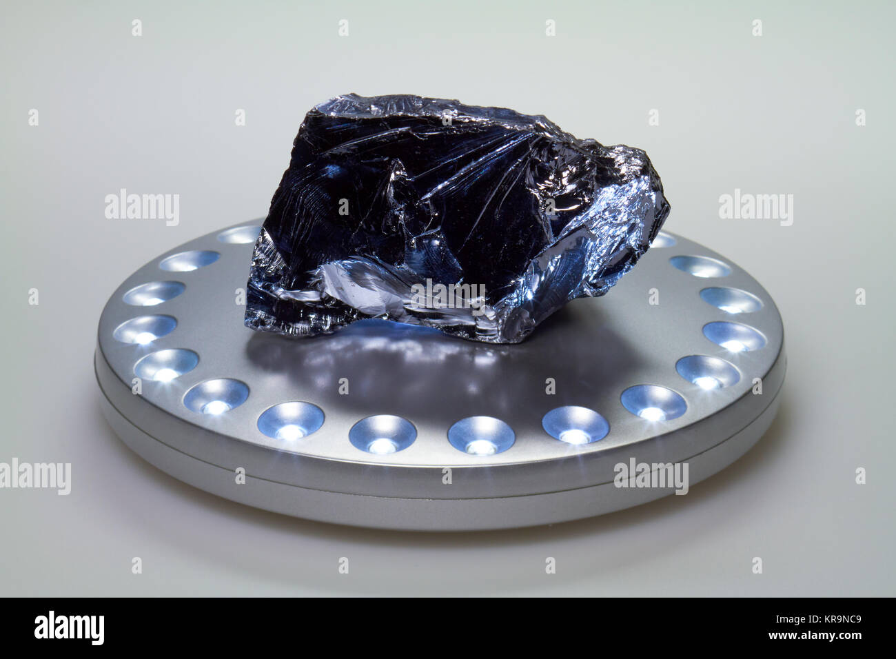 Silicio puro immagini e fotografie stock ad alta risoluzione - Alamy