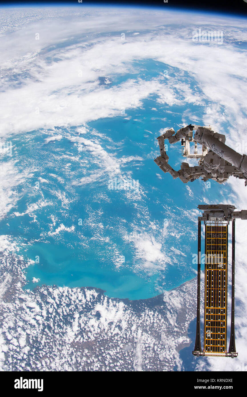 Stendere l'array solare immagini e fotografie stock ad alta risoluzione ...