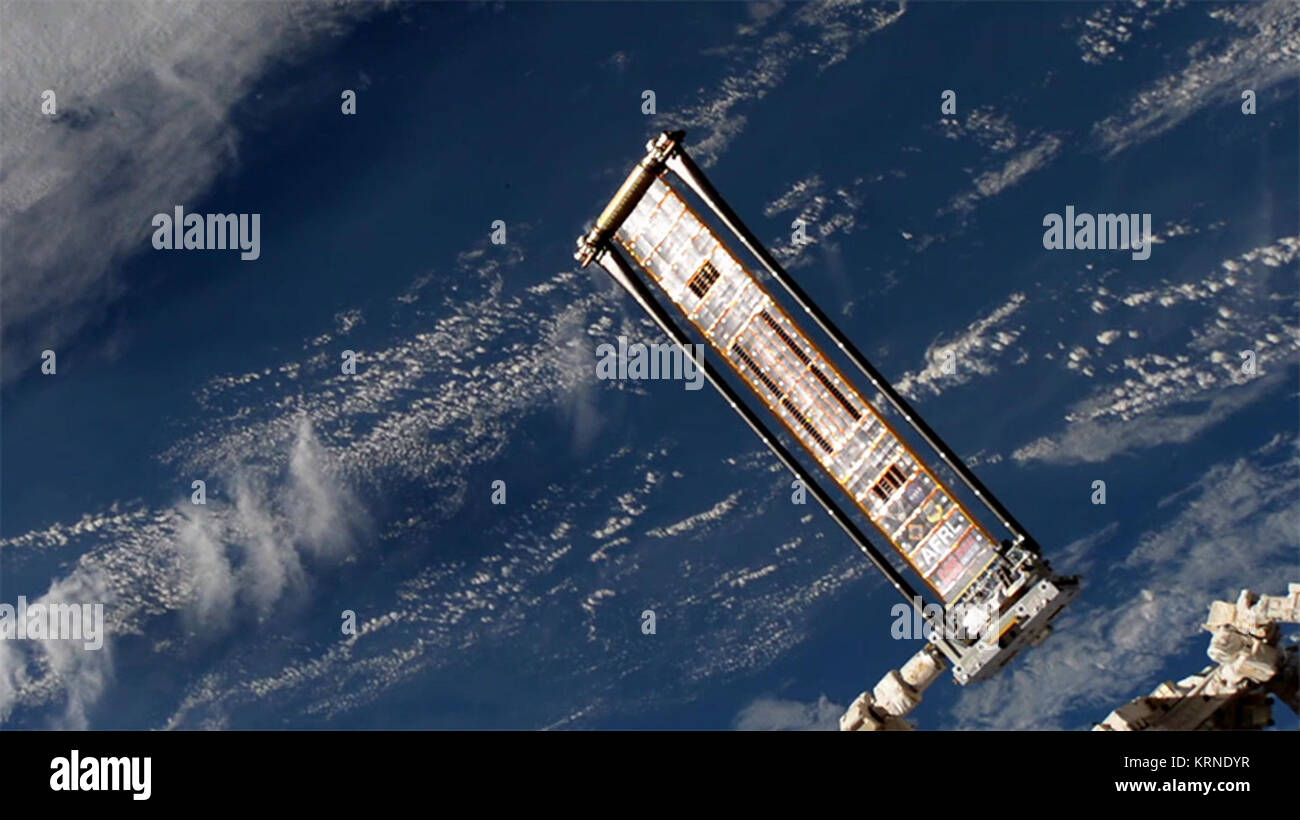 Stendere l'array solare immagini e fotografie stock ad alta risoluzione ...