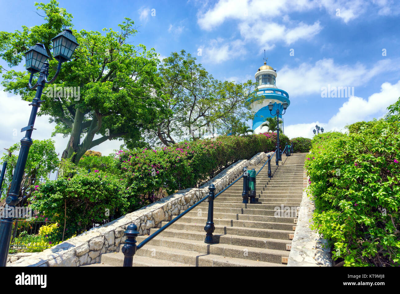 Faro di guayaquil immagini e fotografie stock ad alta risoluzione - Alamy