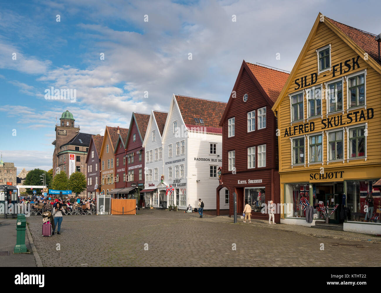 Museo anseatico bryggen immagini e fotografie stock ad alta risoluzione - Alamy