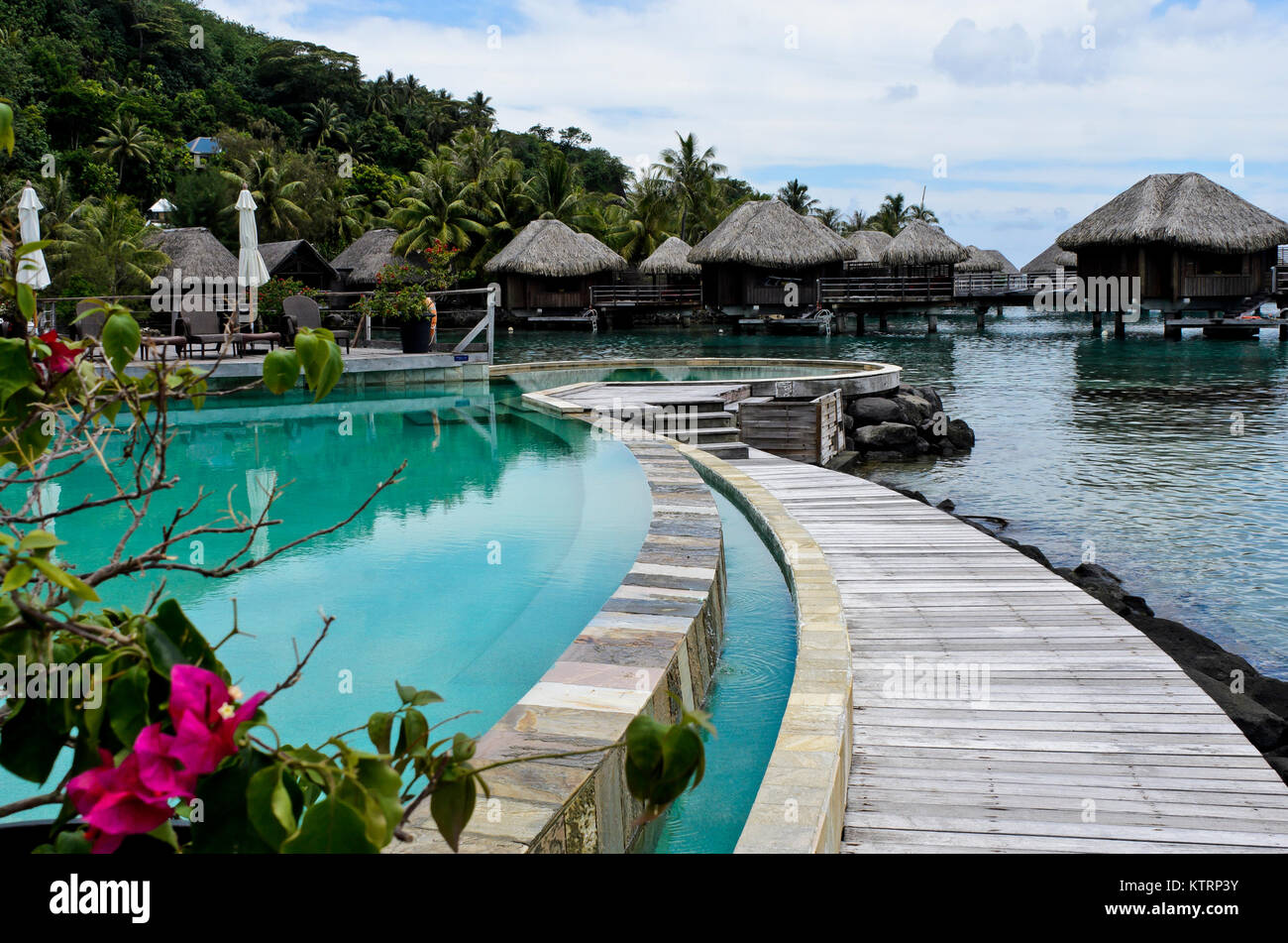 Hotel sofitel bora bora marara beach resort immagini e fotografie stock ...