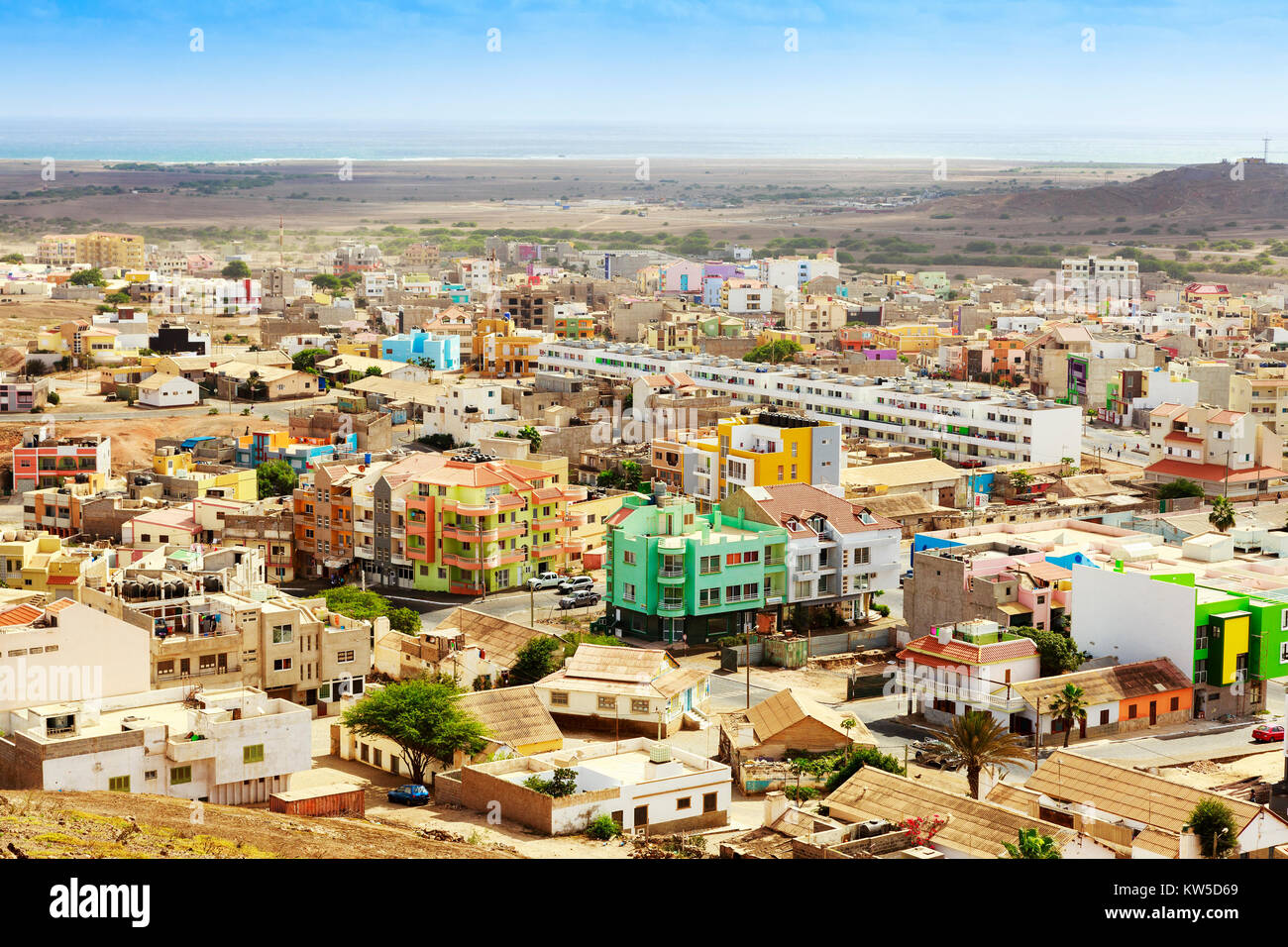 Alta Vista est su Espargos, la città capitale di Capo Verde, con una ...
