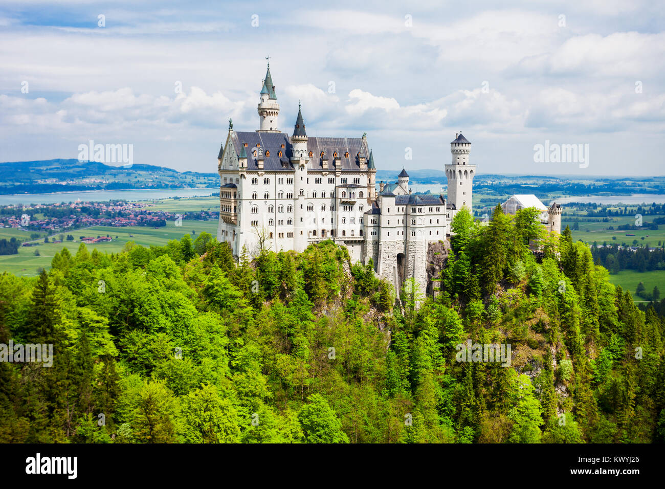 Schloss Castello di Neuschwanstein o nuova Swanstone Castello è un ...