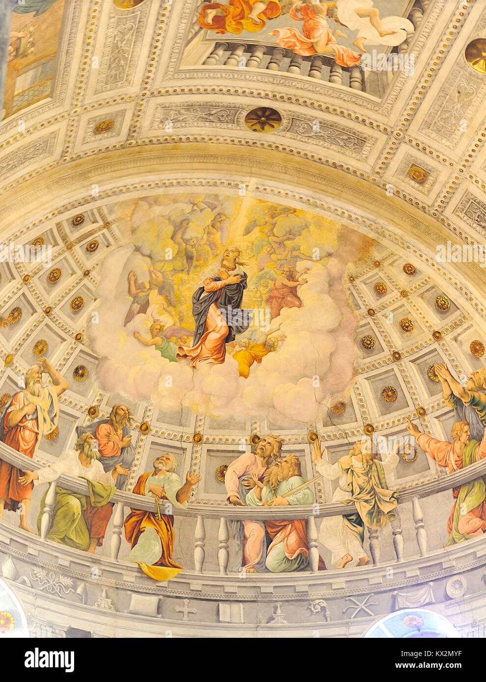 Abside con affresco immagini e fotografie stock ad alta risoluzione - Alamy