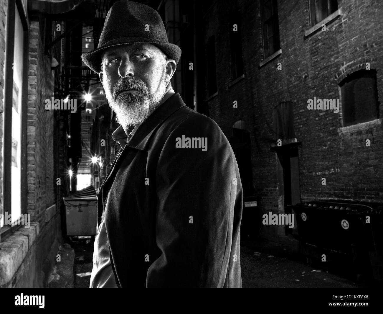 Uomo pelato barba Foto e Immagini Stock in Bianco e Nero - Alamy