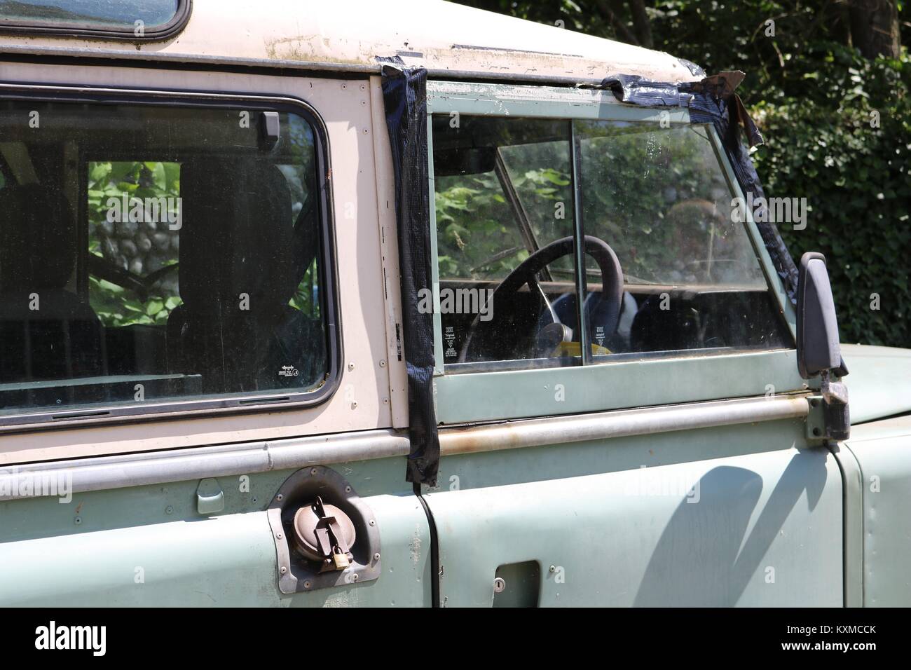 Vintage land rover immagini e fotografie stock ad alta risoluzione - Alamy
