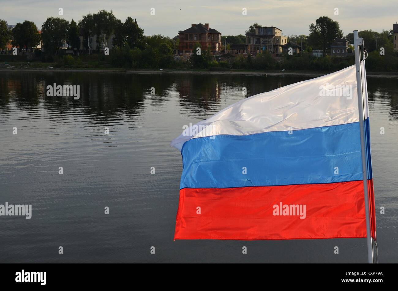 Bandiera tricolore russa immagini e fotografie stock ad alta ...