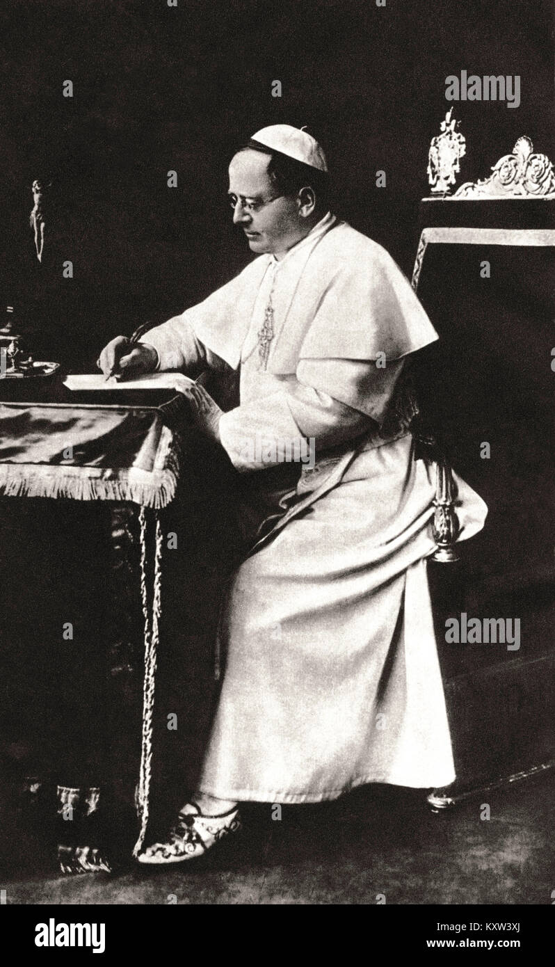 Pie xi 1857 1939 immagini e fotografie stock ad alta risoluzione - Alamy