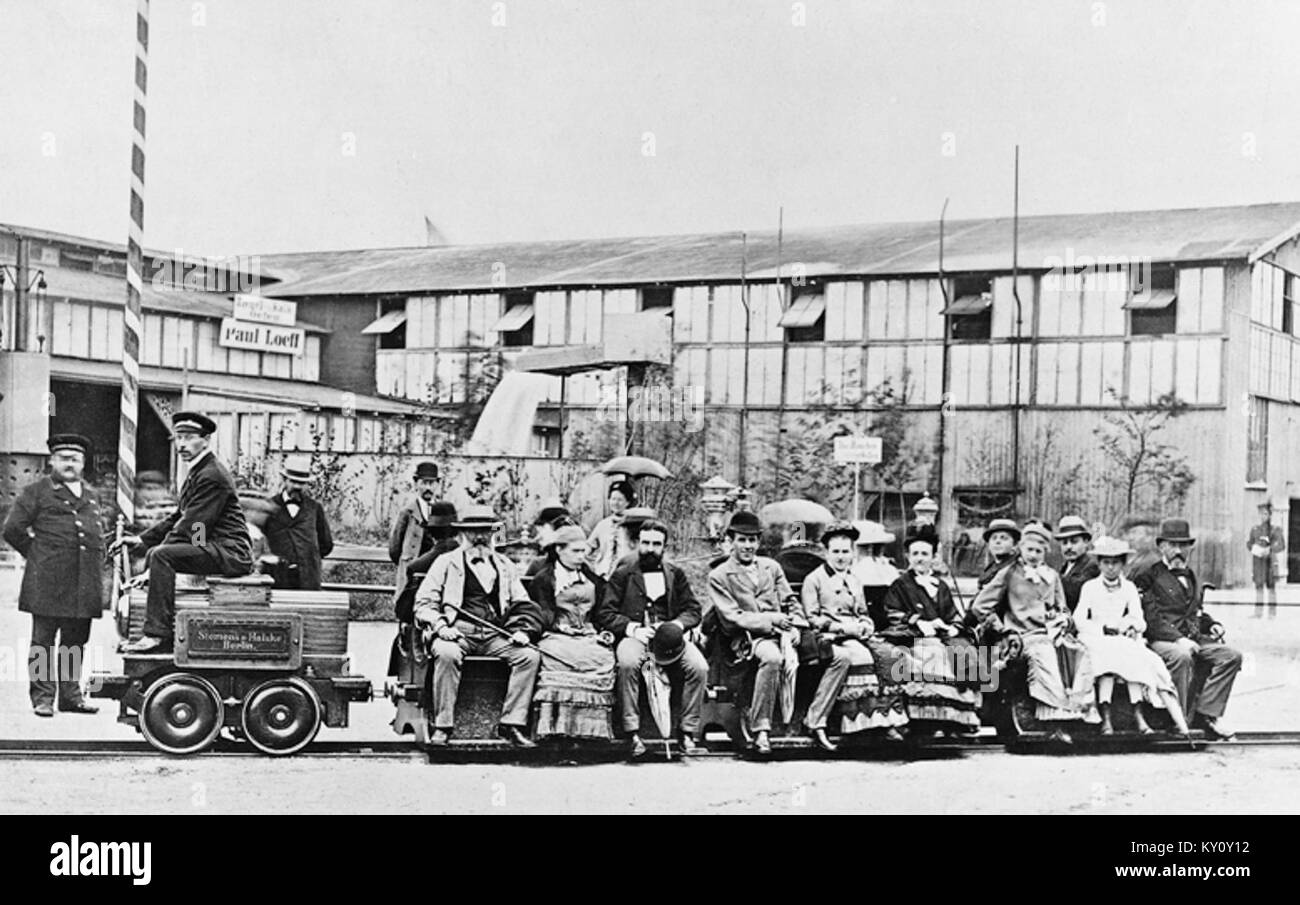 La prima locomotiva elettrica, costruito nel 1879 da Werner von Siemens ...