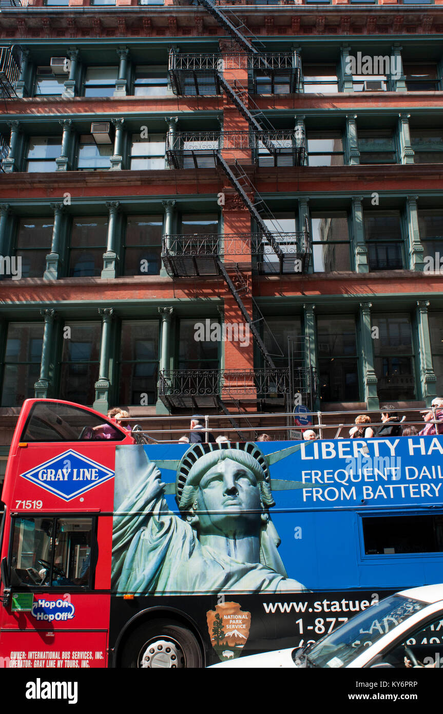 Corrimano del bus immagini e fotografie stock ad alta risoluzione - Alamy