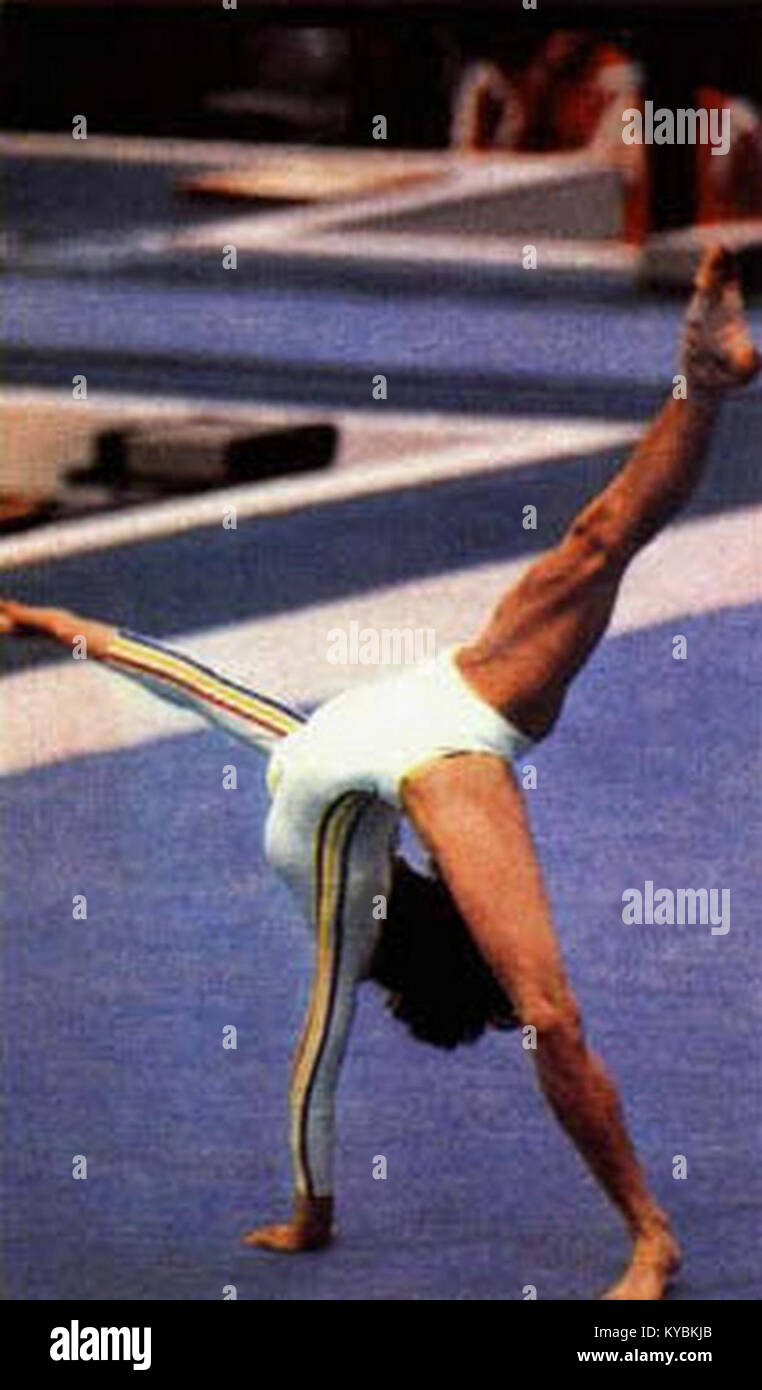 Nadia comaneci olympics immagini e fotografie stock ad alta risoluzione ...