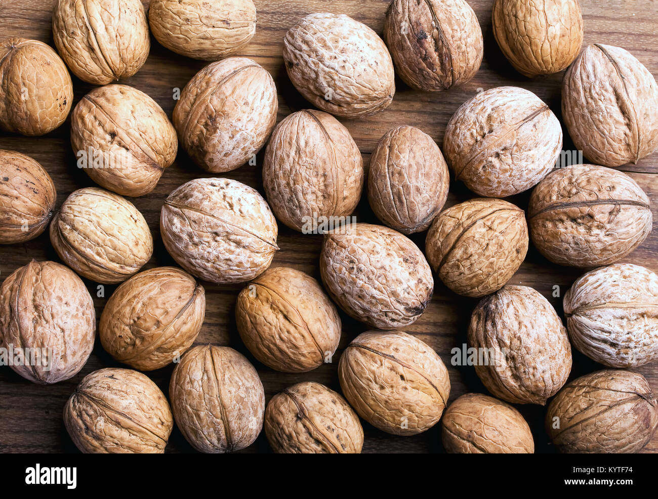 Walnut wood texture immagini e fotografie stock ad alta risoluzione - Alamy