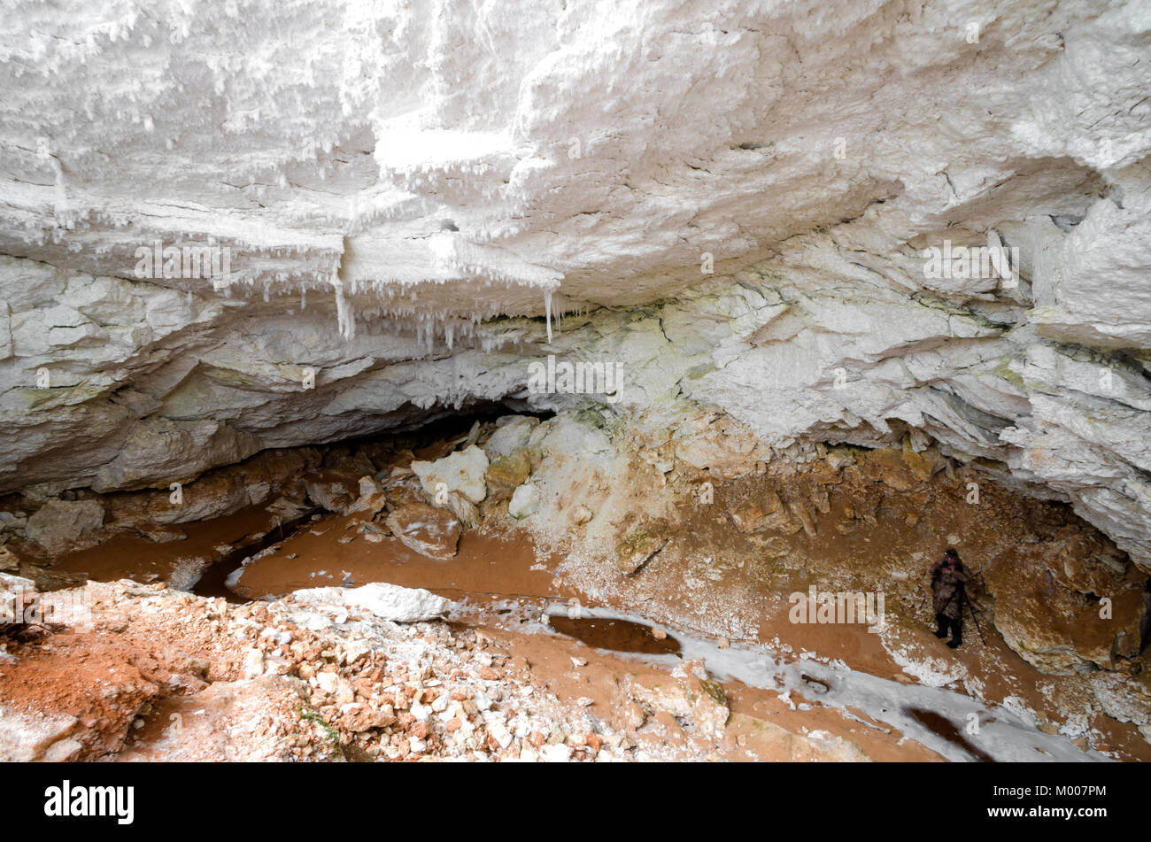 Grotte carsiche carso immagini e fotografie stock ad alta risoluzione ...
