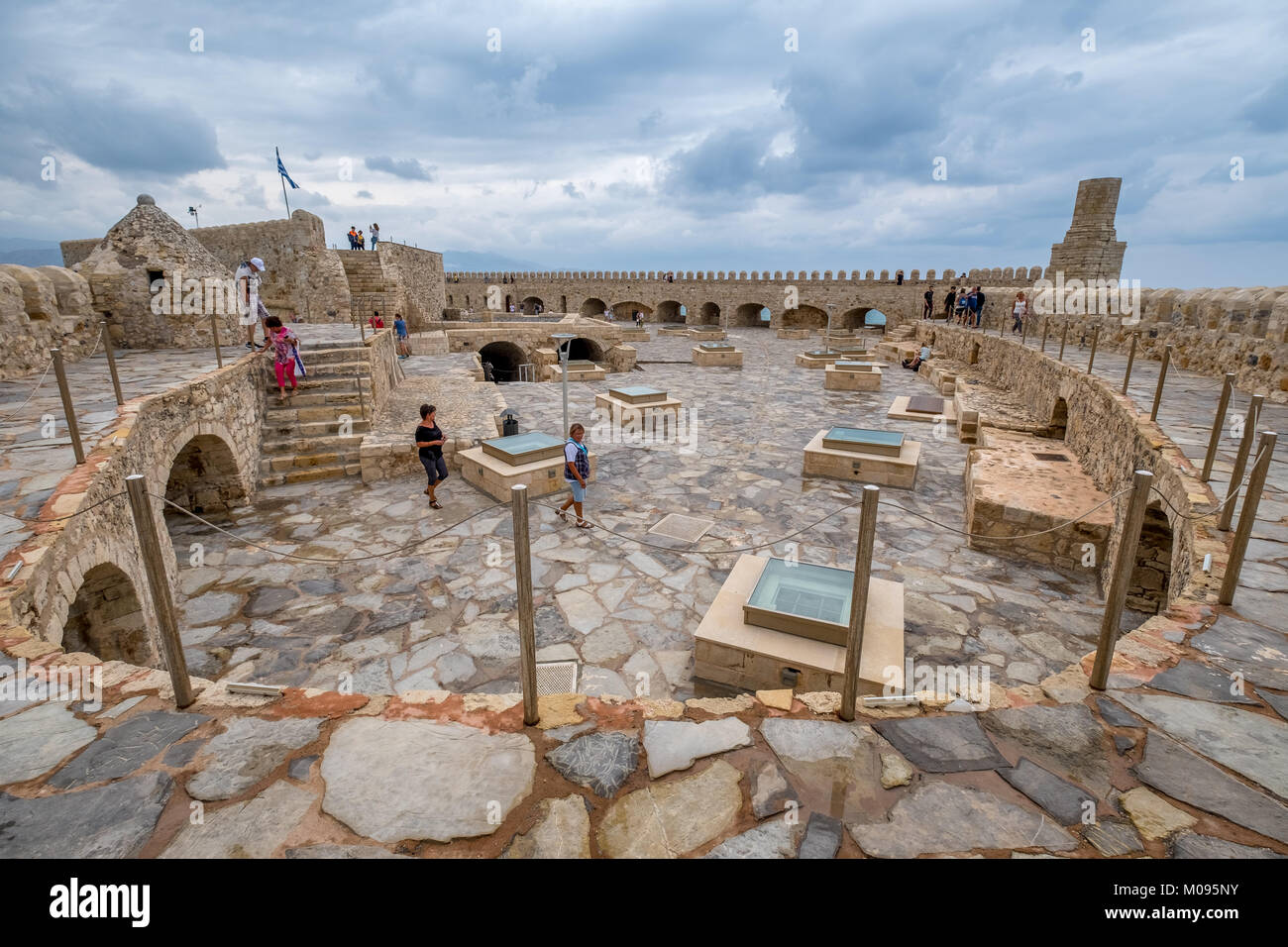 Fortezza di rocca al mare immagini e fotografie stock ad alta ...