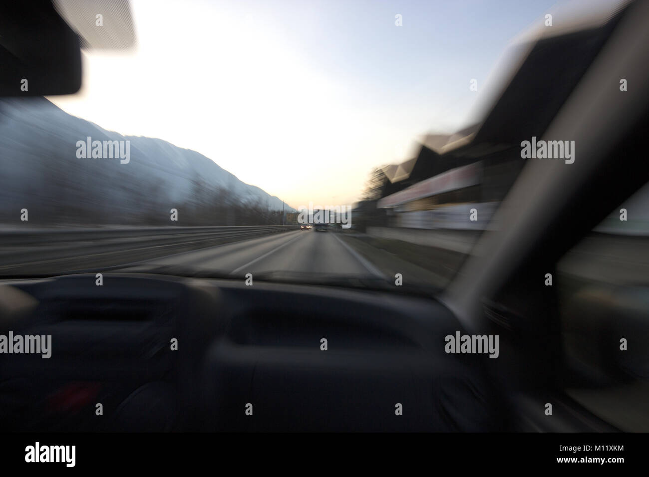 Auto movimento immagini e fotografie stock ad alta risoluzione - Alamy