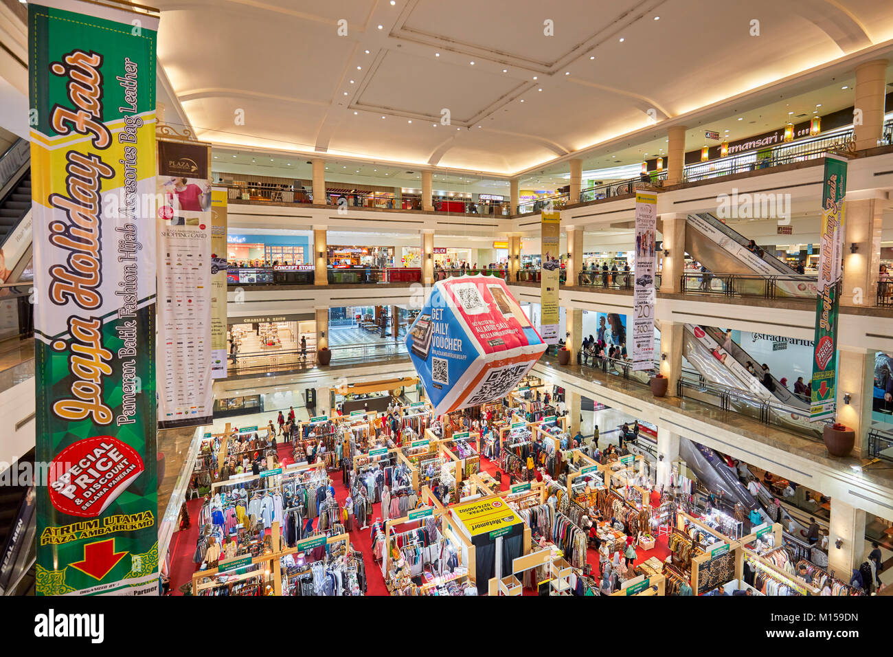 Plaza indonesia immagini e fotografie stock ad alta risoluzione - Alamy