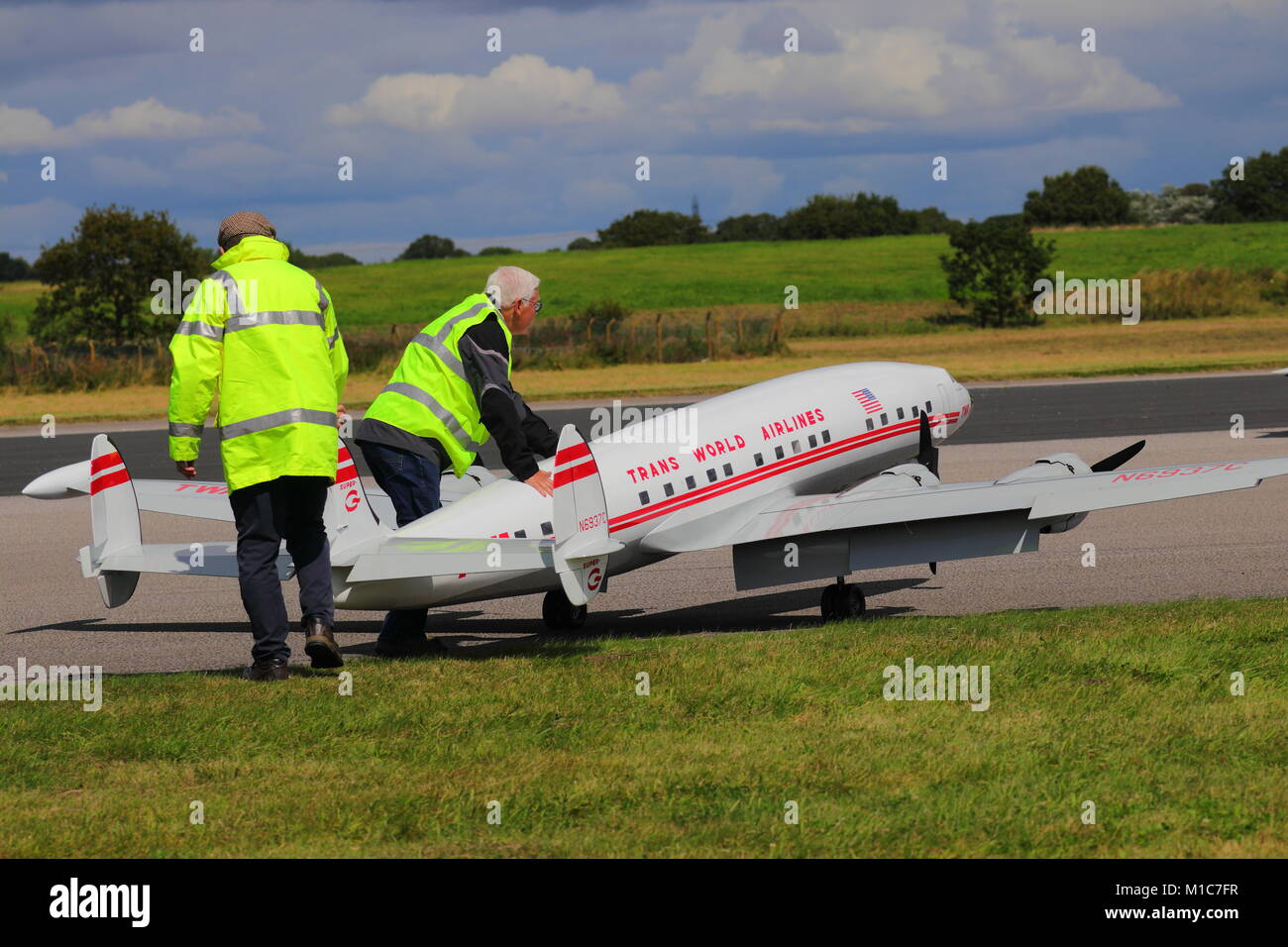 Lockheed super constellation rc model immagini e fotografie stock ad ...