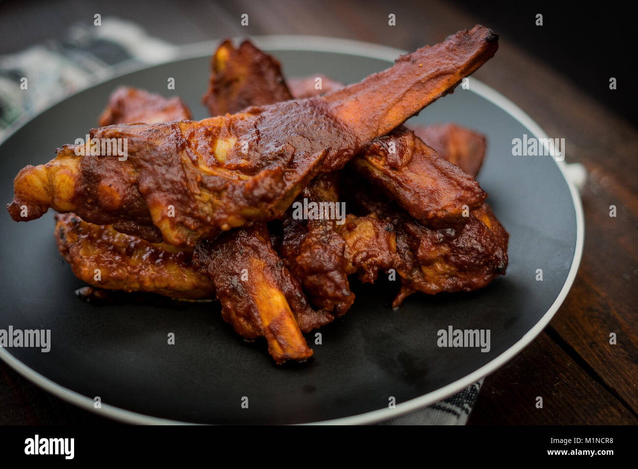 Costolette di maiale barbecue immagini e fotografie stock ad alta ...