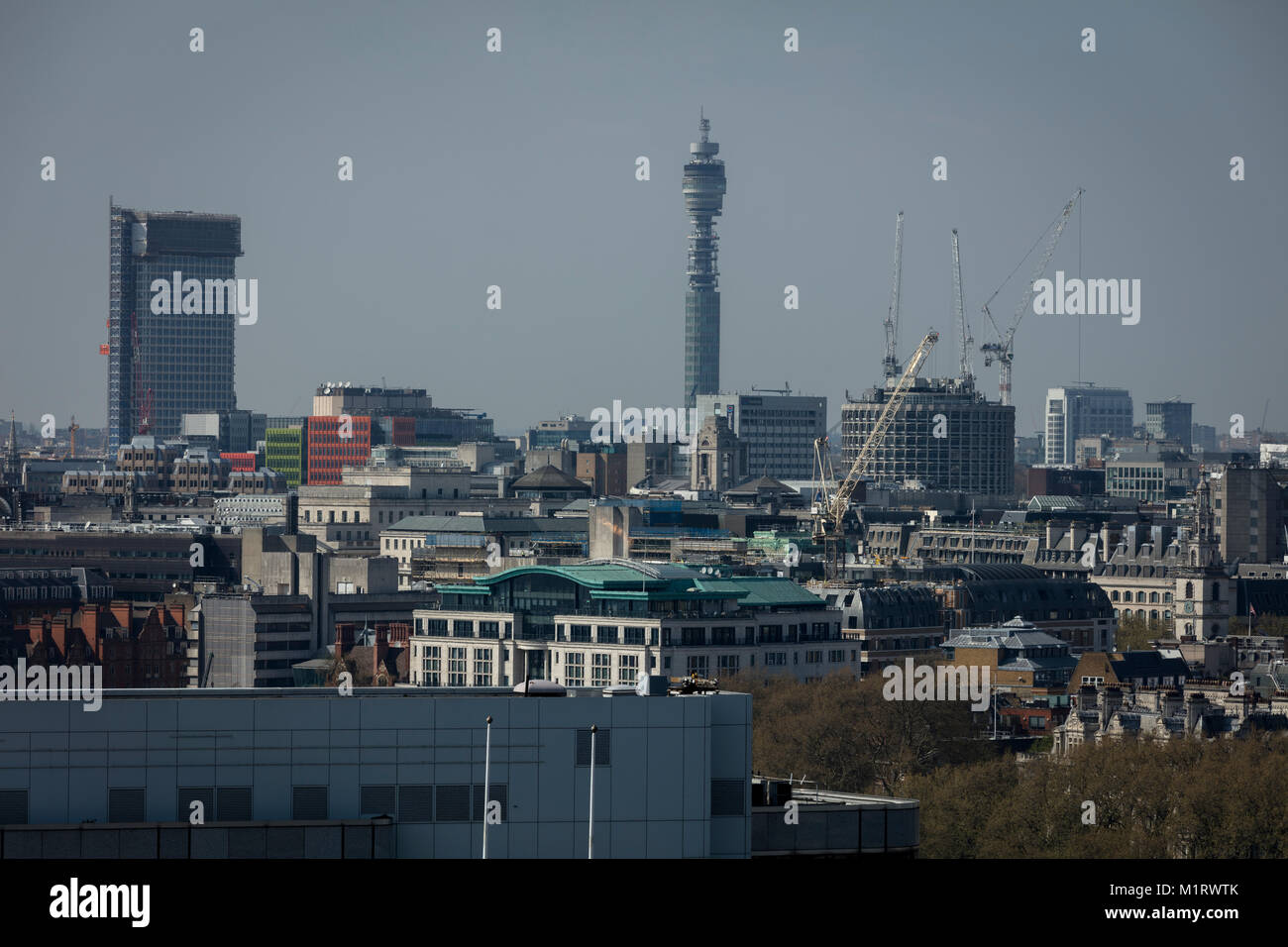 Tate modern tower immagini e fotografie stock ad alta risoluzione - Alamy