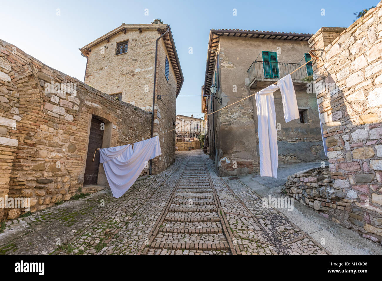 Montefalco, Italia - La bella cittadina medievale di Montefalco, una ...