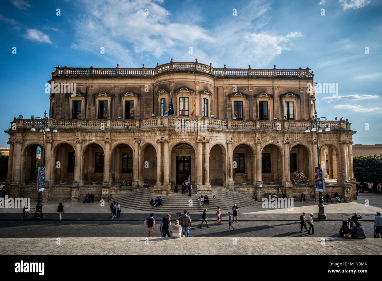 Splendido esempio di barocco siciliano, chiese, palazzi e le ...
