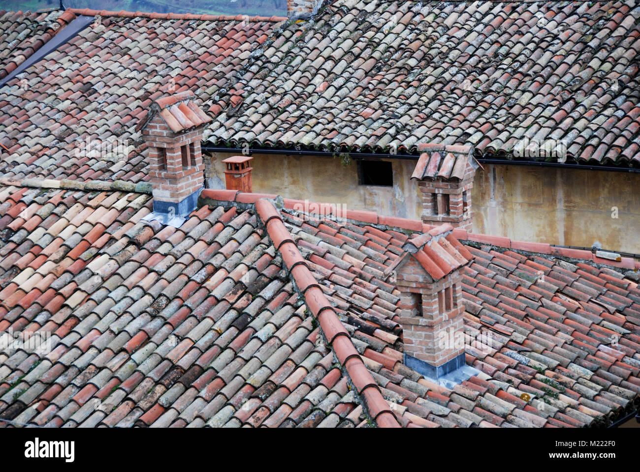 "Coppi" Coperture tetti - antico tipo di copertura Foto stock - Alamy