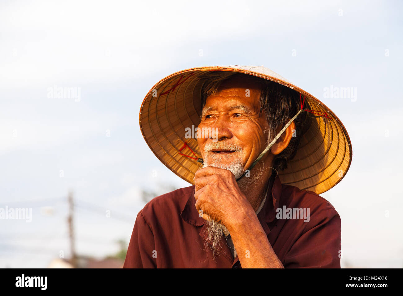 Vecchio contadino immagini e fotografie stock ad alta risoluzione - Alamy