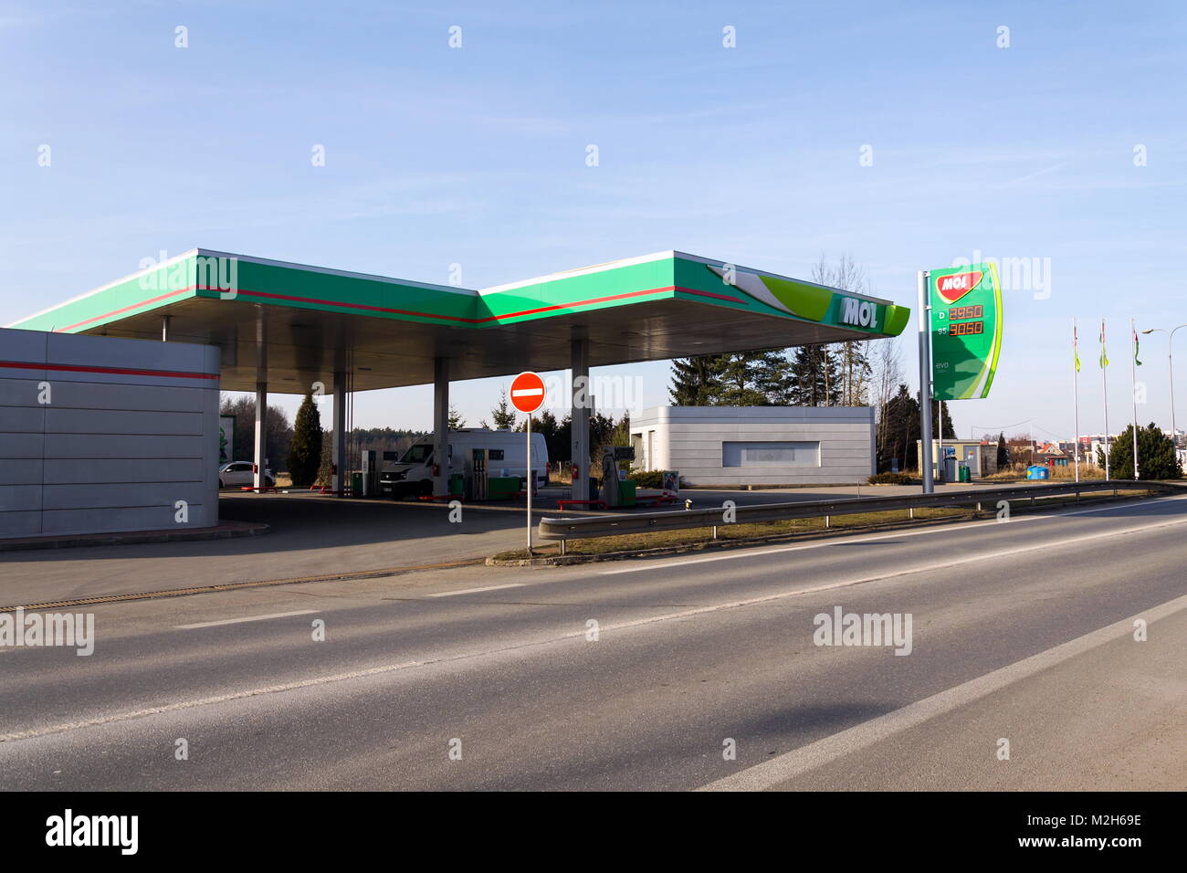 Disegno del logo mol immagini e fotografie stock ad alta risoluzione ...