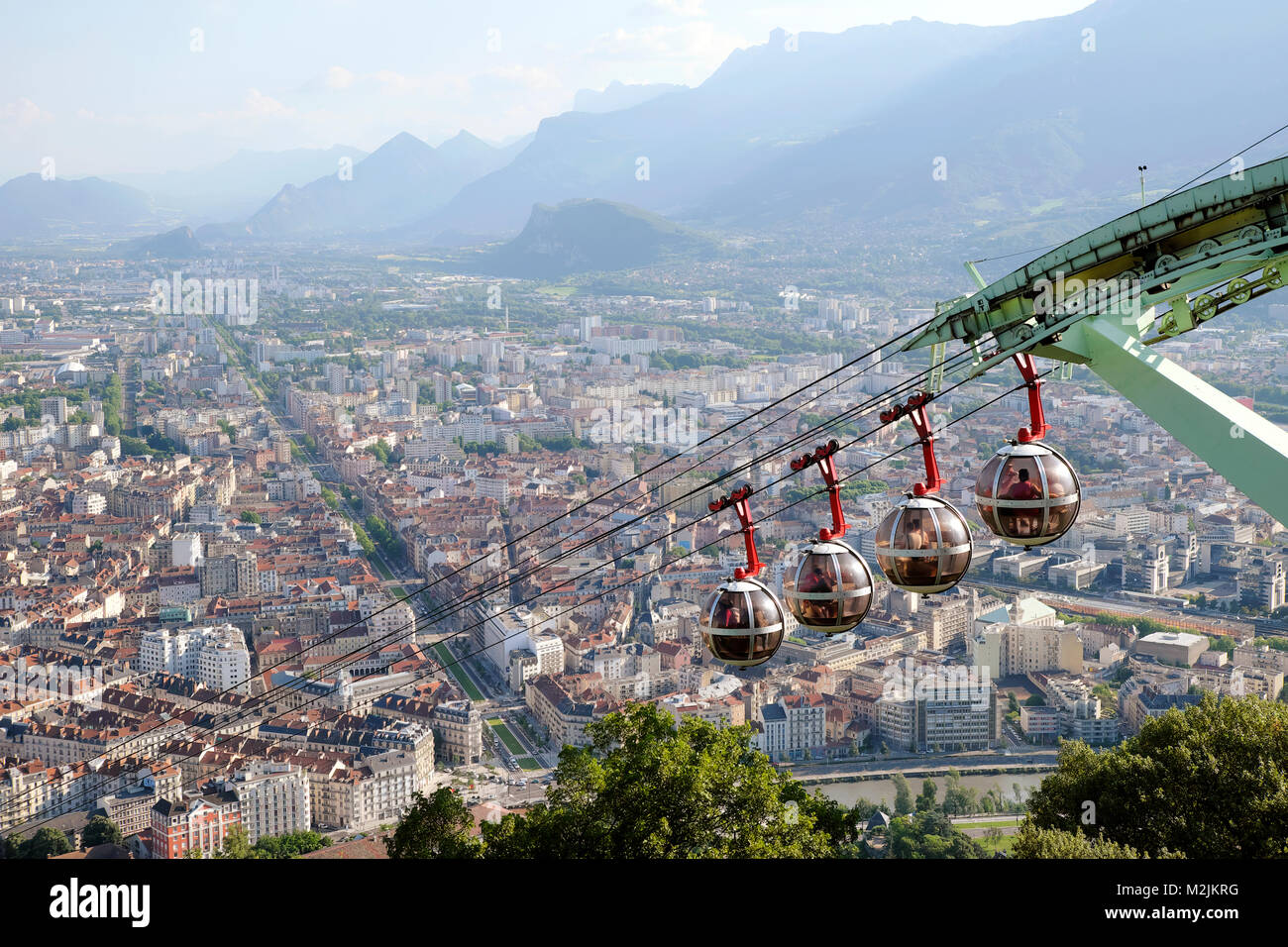 Funivia di grenoble bastille immagini e fotografie stock ad alta ...