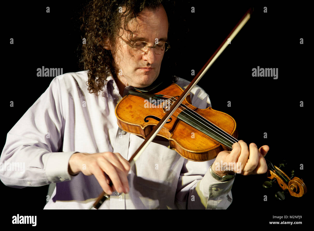 Martin hayes violinista irlandese immagini e fotografie stock ad alta ...
