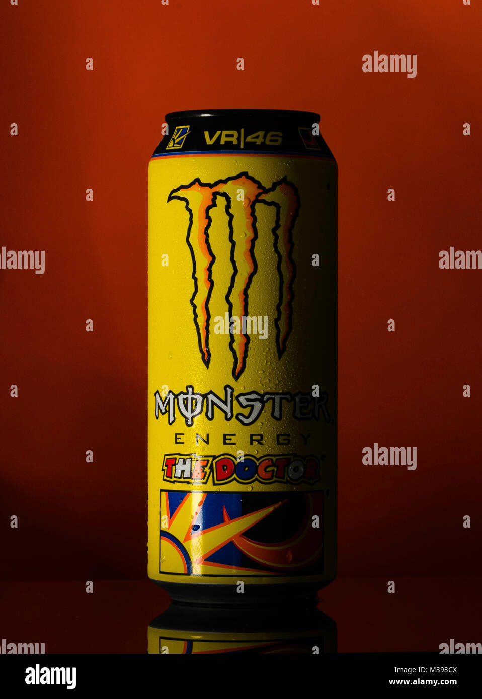 Monster Energy Drink Valentino Rossi in edizione limitata Foto stock ...