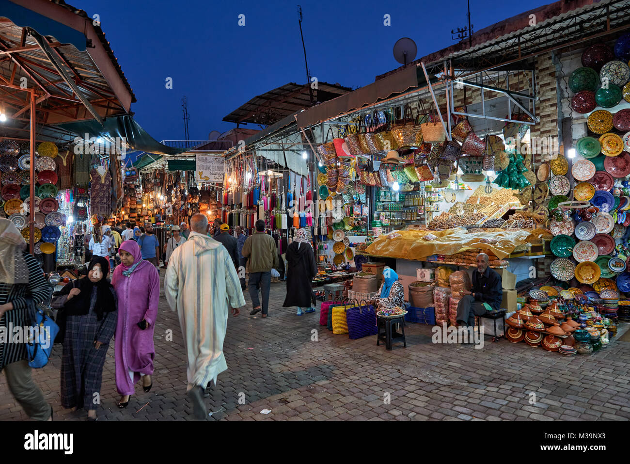 Berber markt immagini e fotografie stock ad alta risoluzione - Alamy