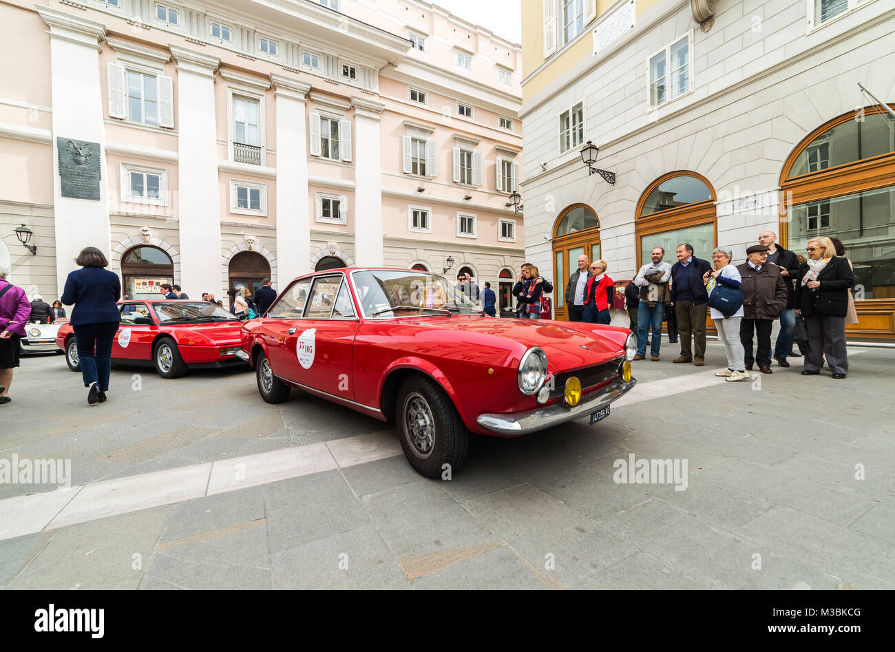 Fiat cabriolet e coupè pininfarina immagini e fotografie stock ad alta ...