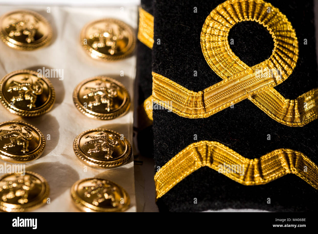 BP epaulettes ufficiali e i pulsanti di uniforme. BP della nave (1970s ...