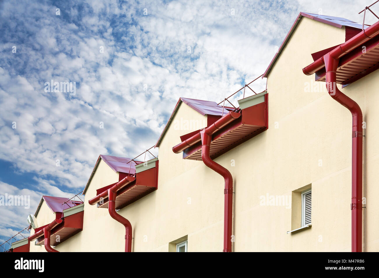 Drenaggio delle grondaie immagini e fotografie stock ad alta ...