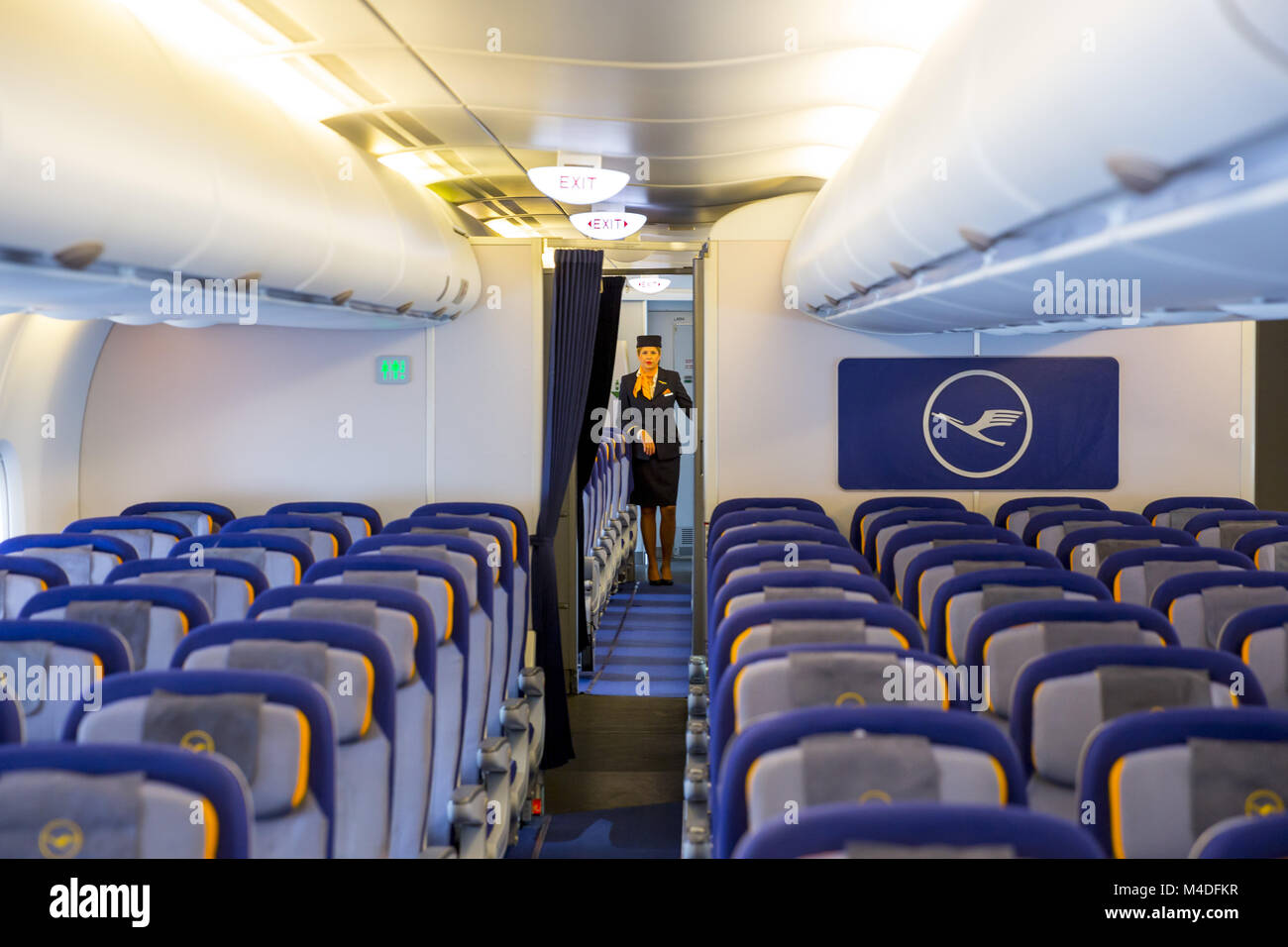 Aereo Lufthansa All'interno Immagini e Fotos Stock - Alamy