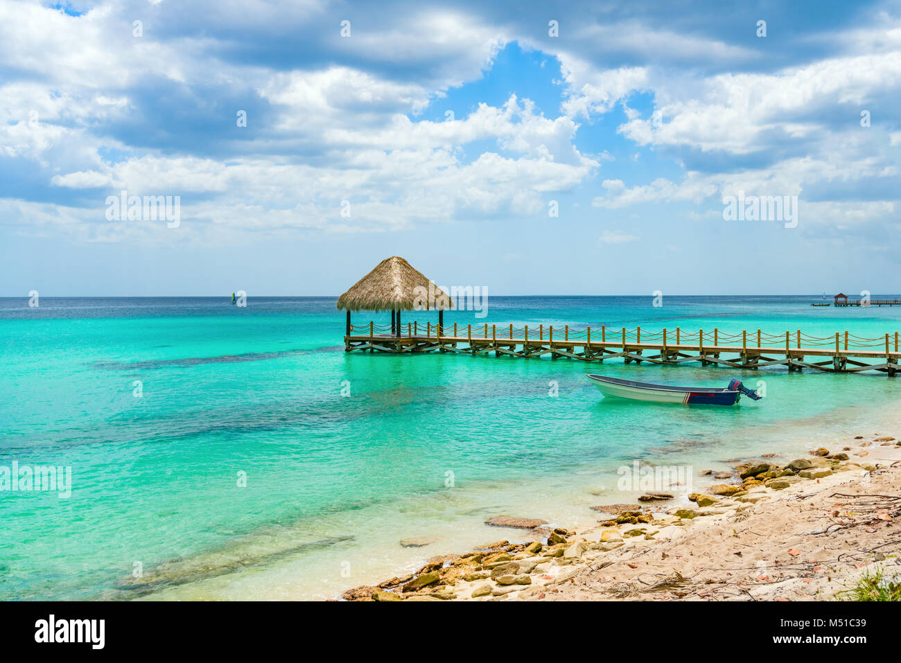 Barca di mare immagini e fotografie stock ad alta risoluzione - Alamy