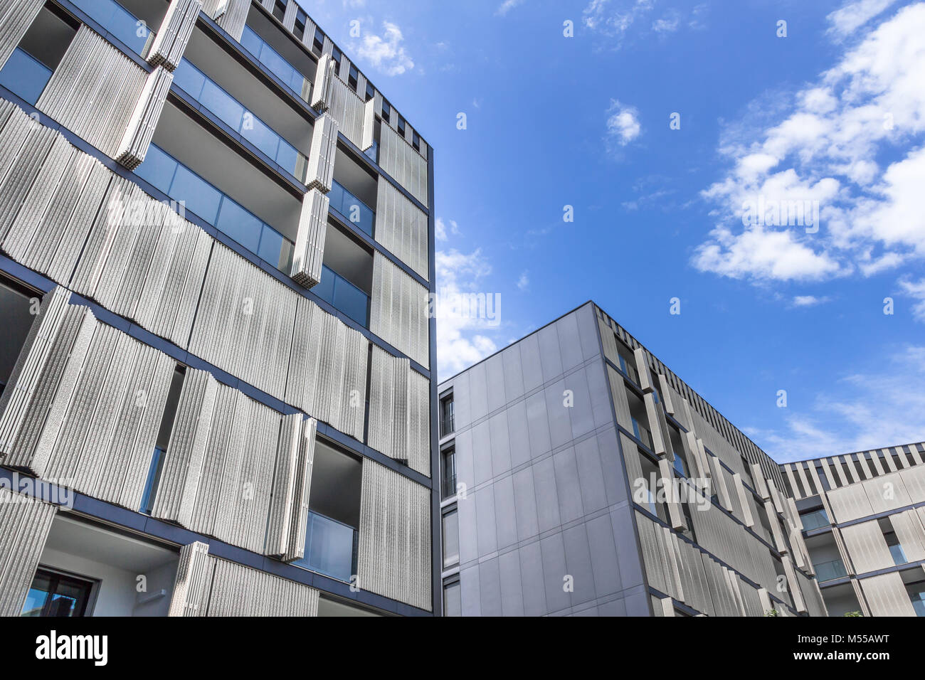 Modern buildings exterior immagini e fotografie stock ad alta ...