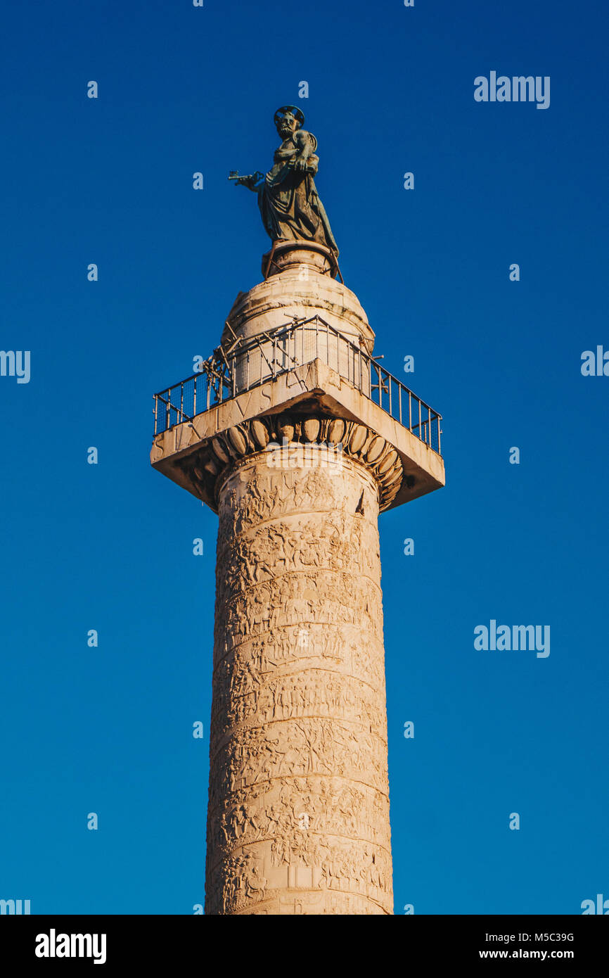 Colonna di Traiano (Colonna Traiana) in Roma, Italia. Commemora Romano ...
