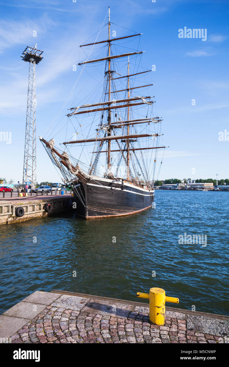 Vecchia nave a vela in legno immagini e fotografie stock ad alta ...